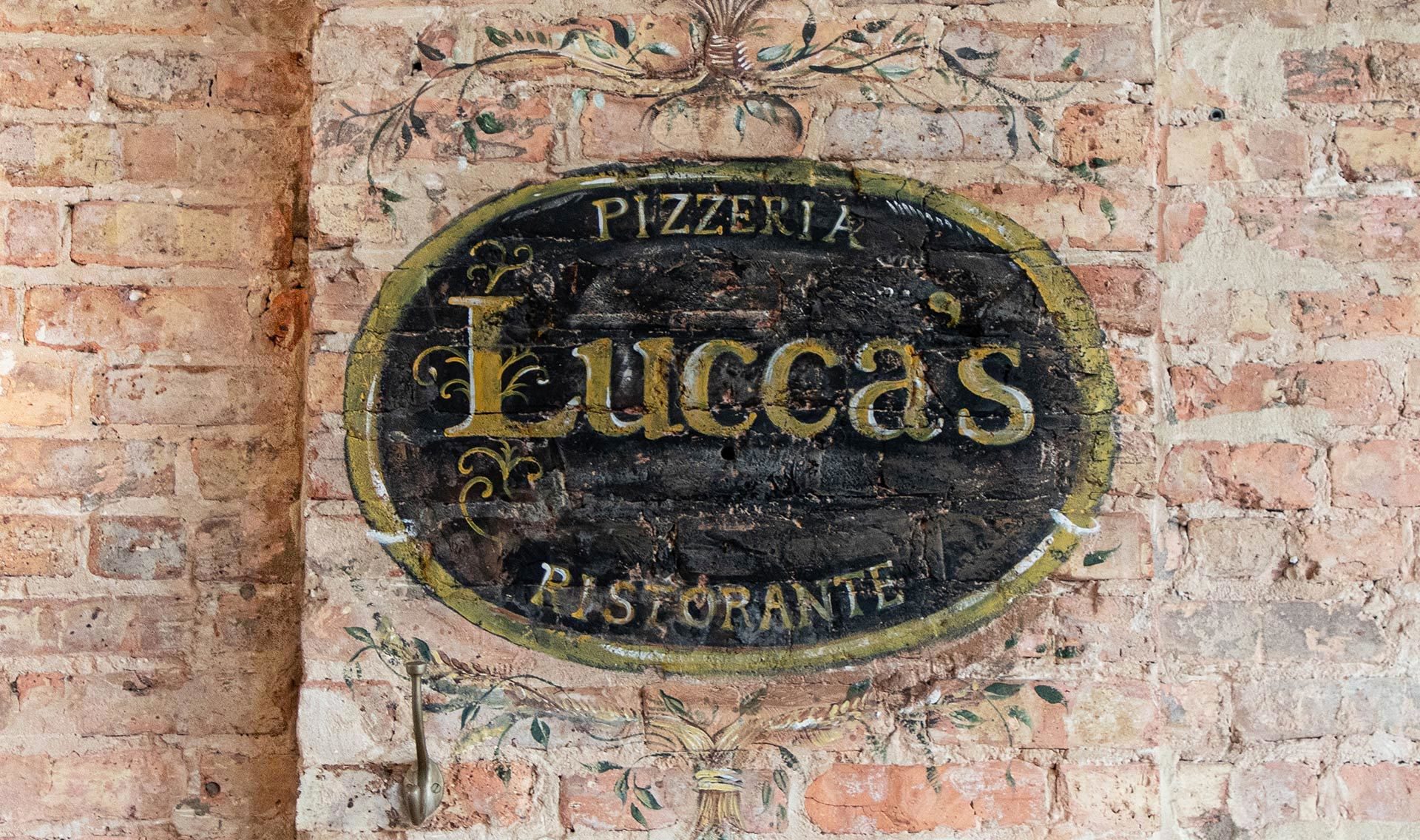 Lucca's Pizzeria & Ristorante - Best La Grange, IL Pizza & Italian ...
